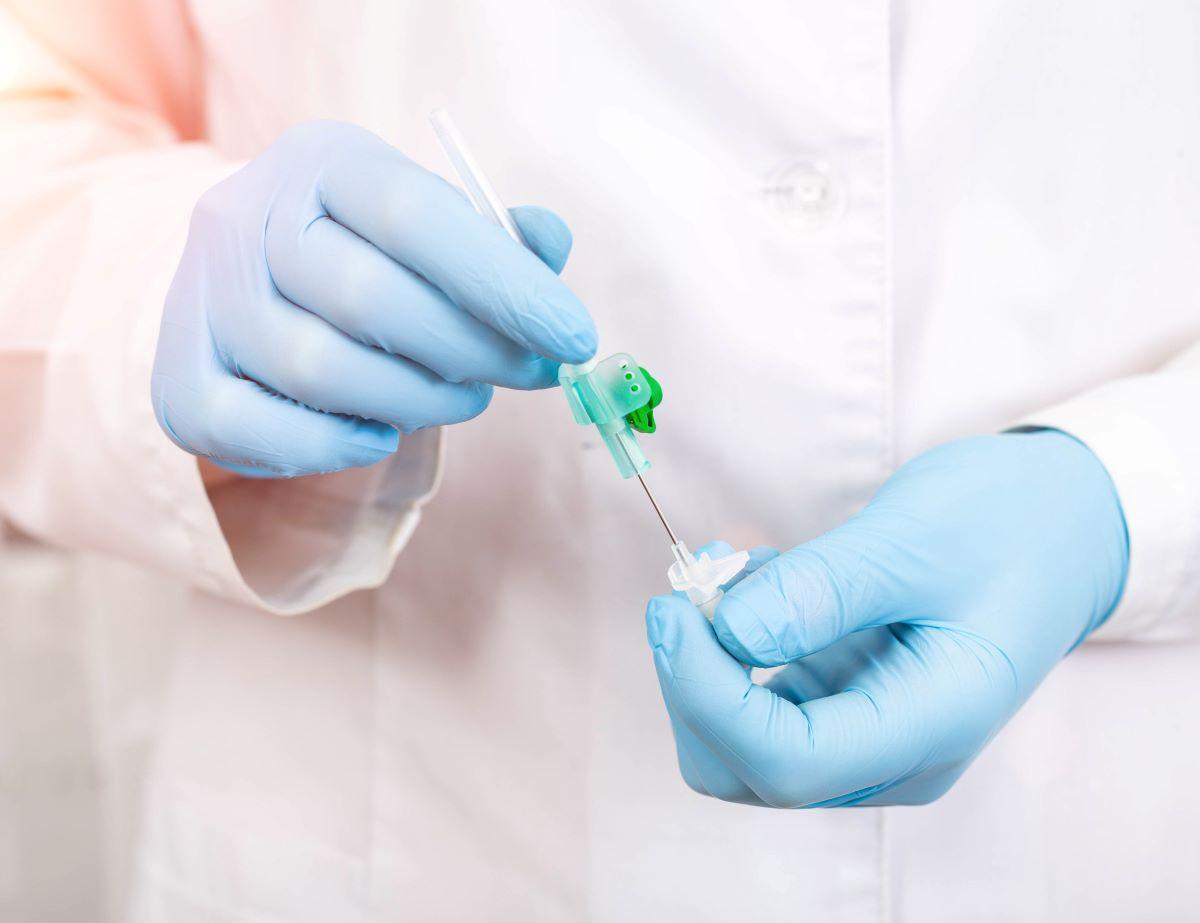 What Is A Cannula? IV & Nasal Cannula Guide |… | ApriaHome